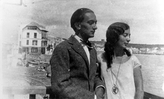 Dos millones por el retrato de la hermana de Dalí que refleja su ...