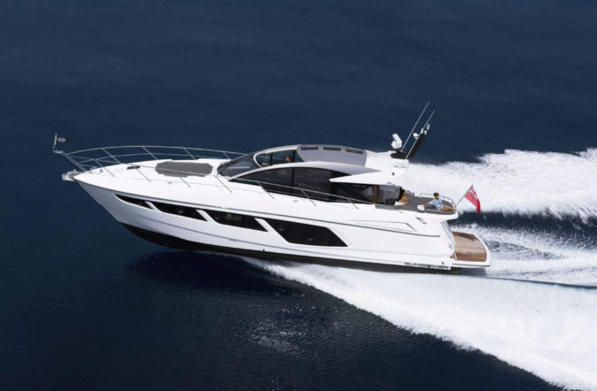 El lujo de Sunseeker se estrena en el Valencia Boat Show