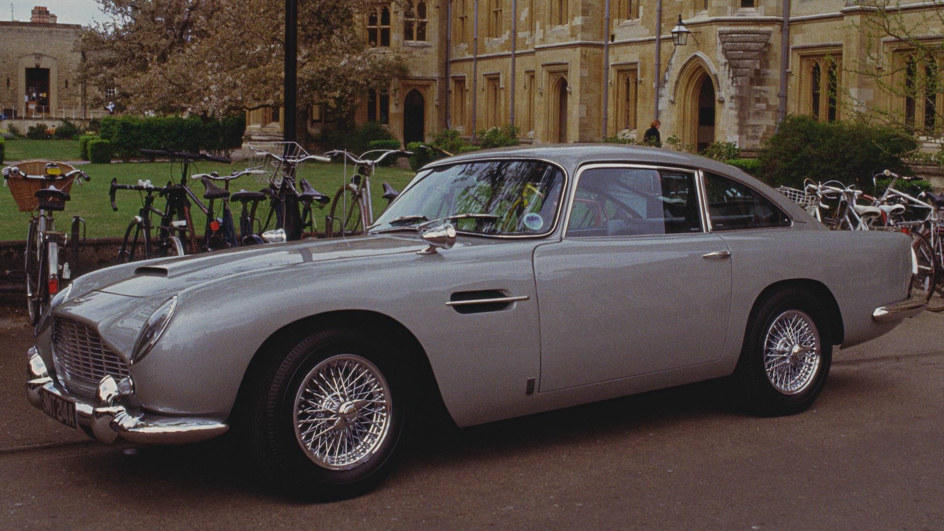 Aston Martin DB5. Goldfinger (1964), Operación Trueno (1965), GoldenEye ...
