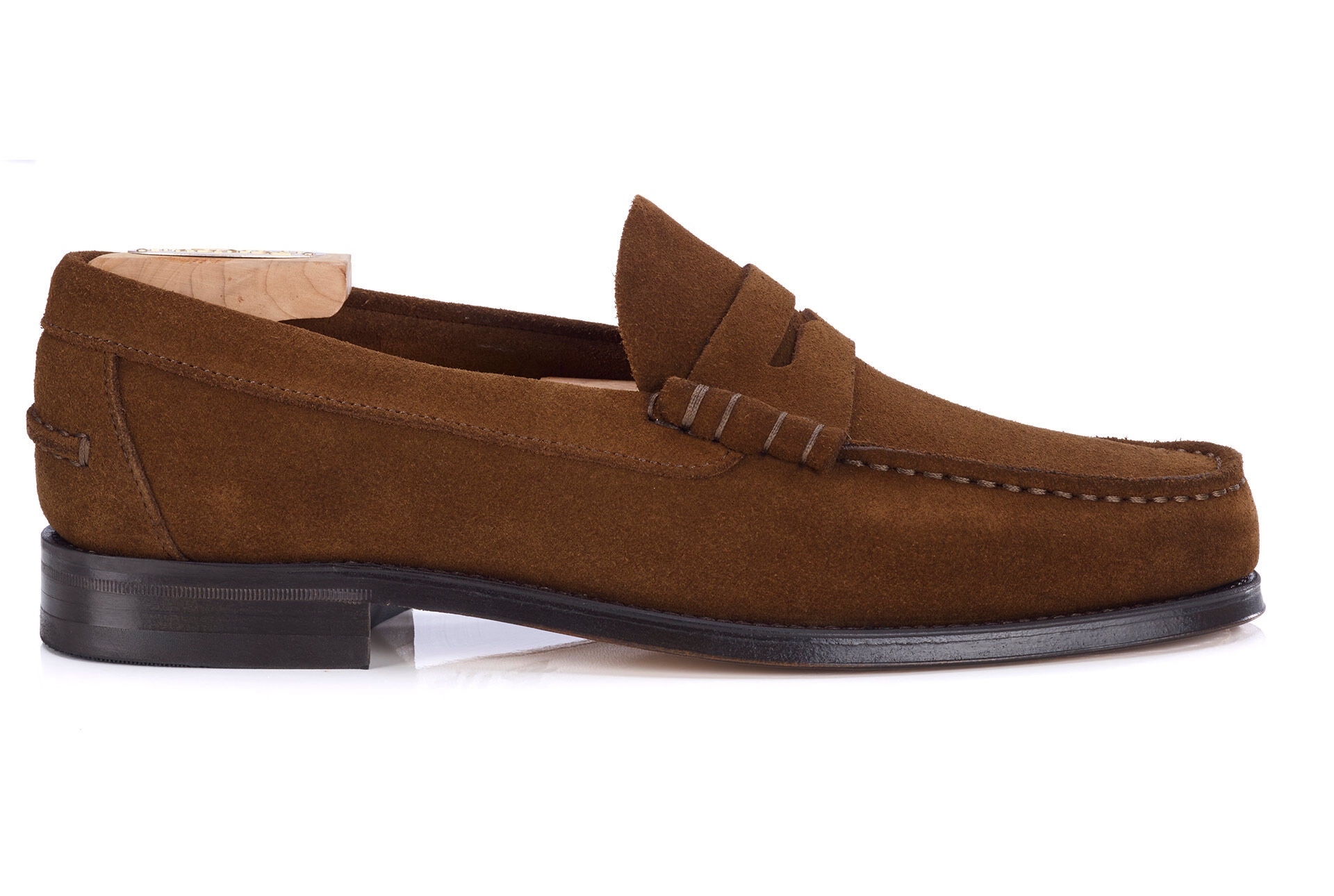 Los cinco zapatos que tiene que tener todo hombre en su zapatero | Moda ...